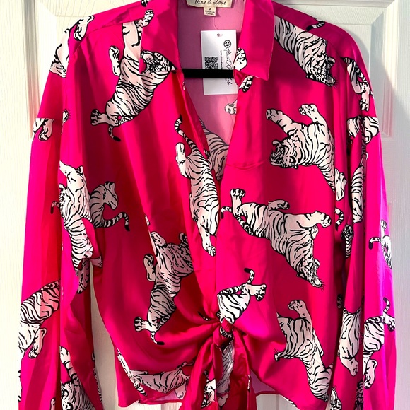 Vine & Love | Tops | Nwt Hot Pink Tiger Shirt With Tie Front | Poshmark